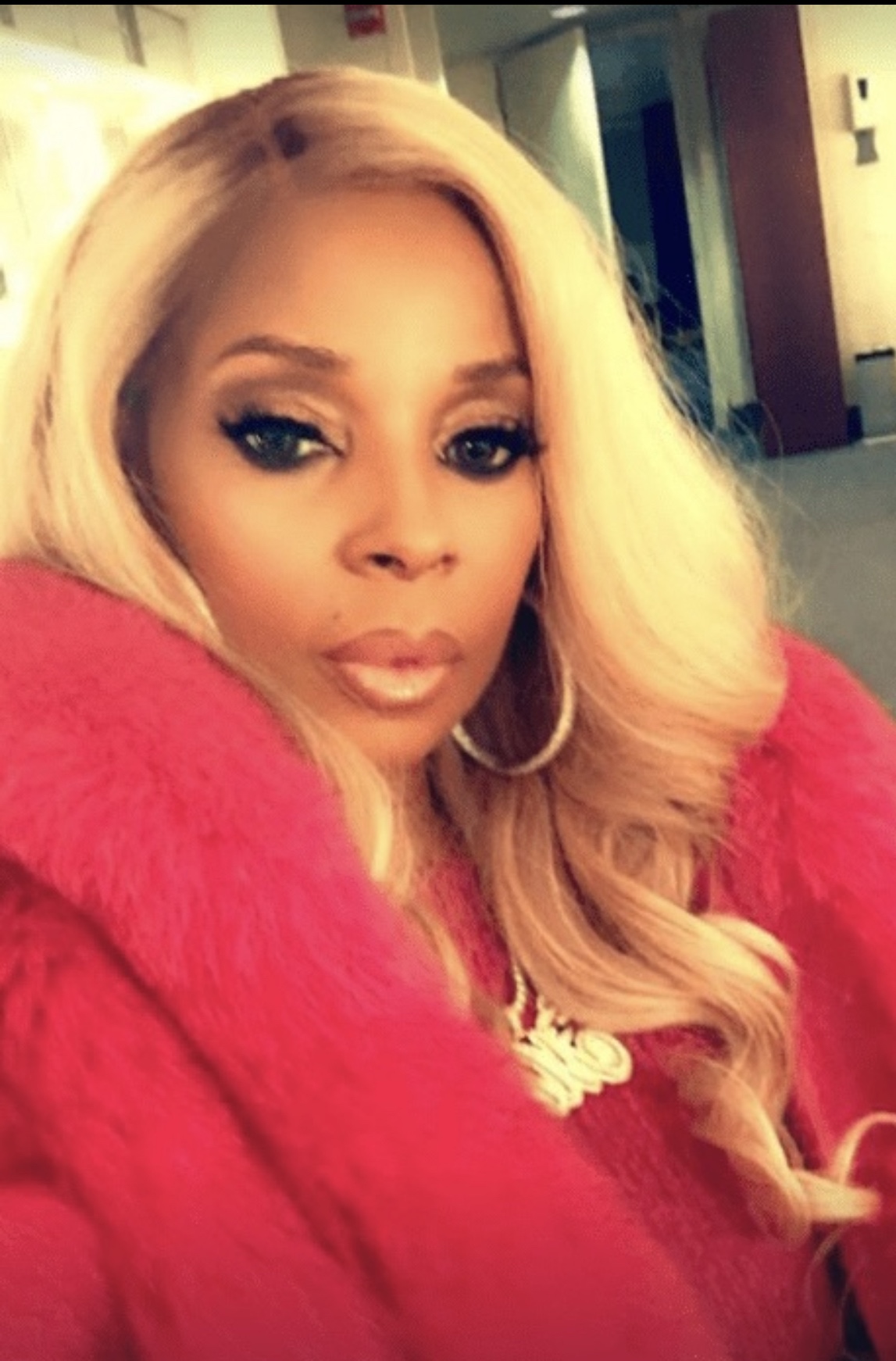 Mary J. Blige Inks Major Deal With BET For New Scripted And Non-Scripted Projects; Talk Show ...